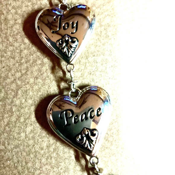 Hallmark Blessings | Holiday | Special Gift Hallmark Heart Strand Rear ...